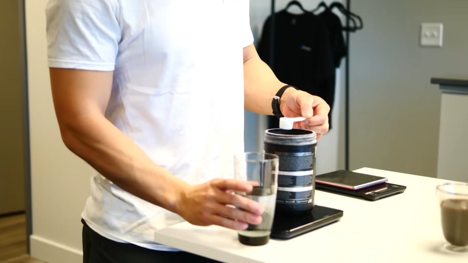 Does Creatine Make You Pee? Here’s What Science Says - Running For Wellness